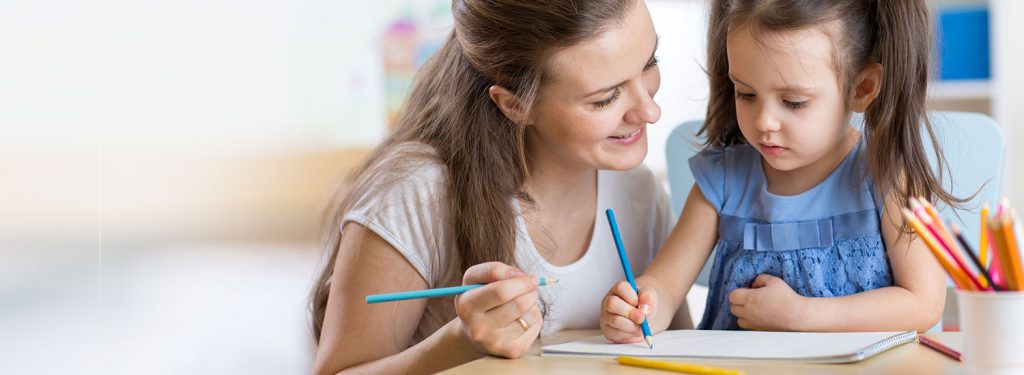 mother-daughter-drawing - Lilly Pilly